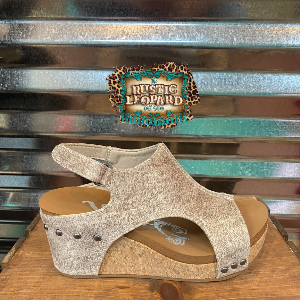Isabella Wedge – The Rustic Leopard Gift Shop